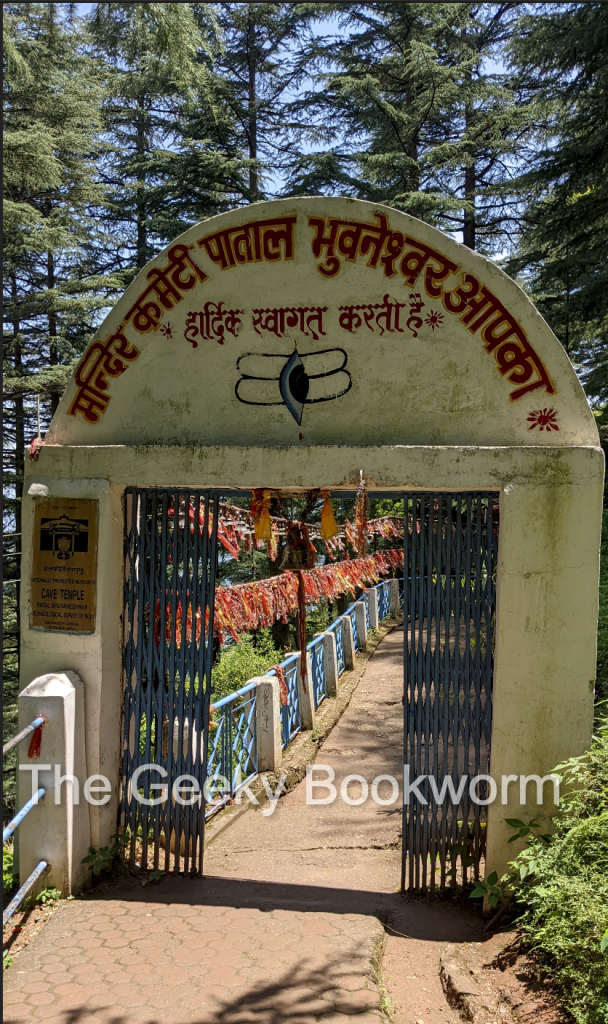 Patal Bhuvaneshwar: The Ancient Cave City - The Geeky Bookworm